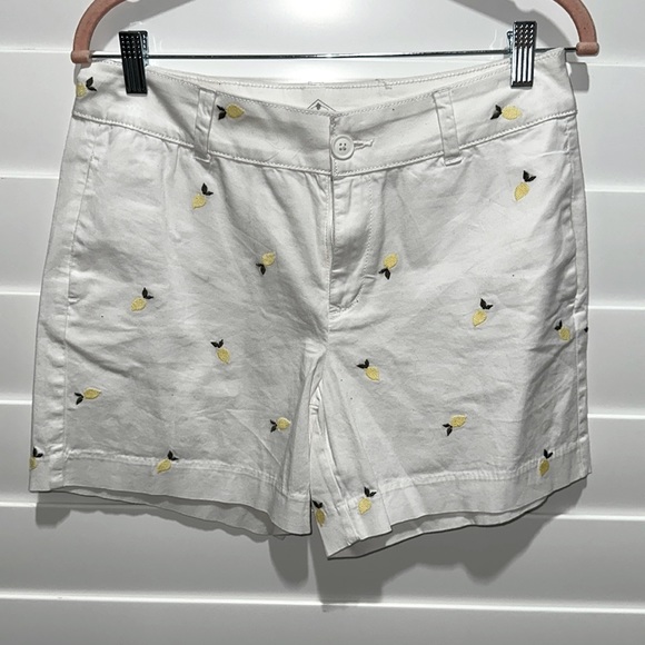 St. John's Bay | Shorts | These Shorts Are Very Stretchy And Not Too ...